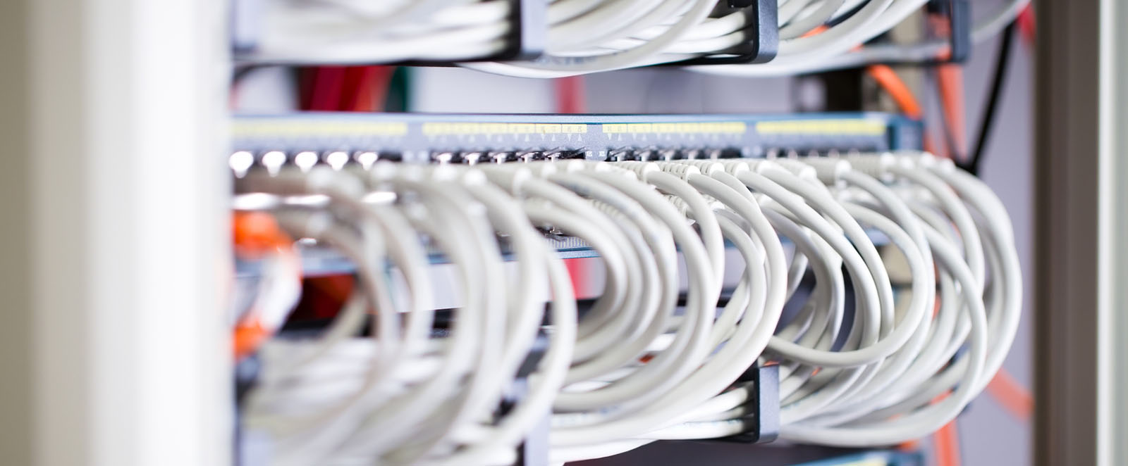 Lider OT Yazılım & Donanım Çözümleri | iAT Dijital